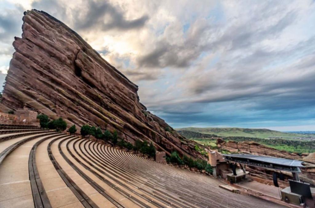Raise the Roof, Red Rocks! - CCD Magazine