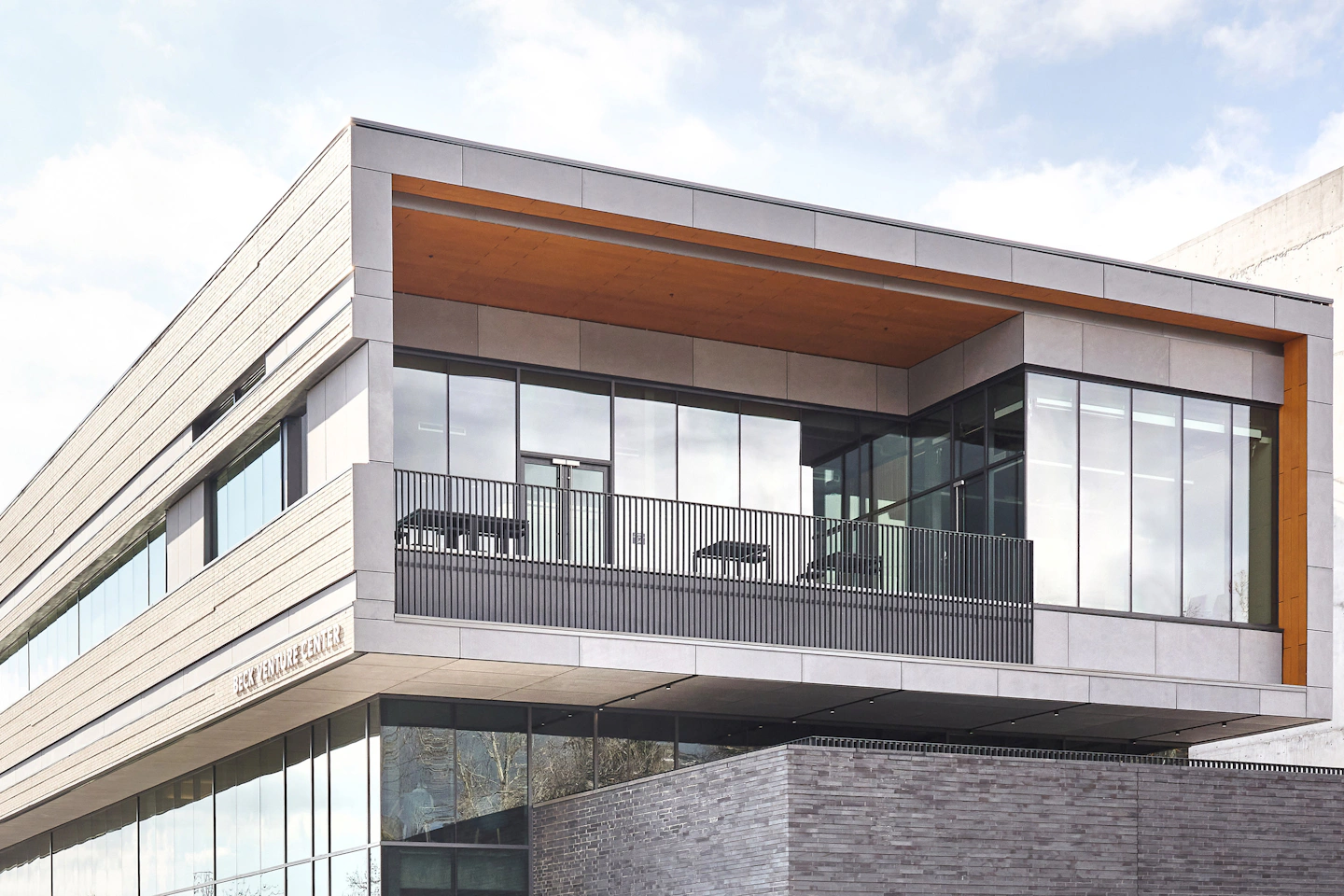 OZ celebrates Beck Venture Center Ribbon Cutting - CCD Magazine